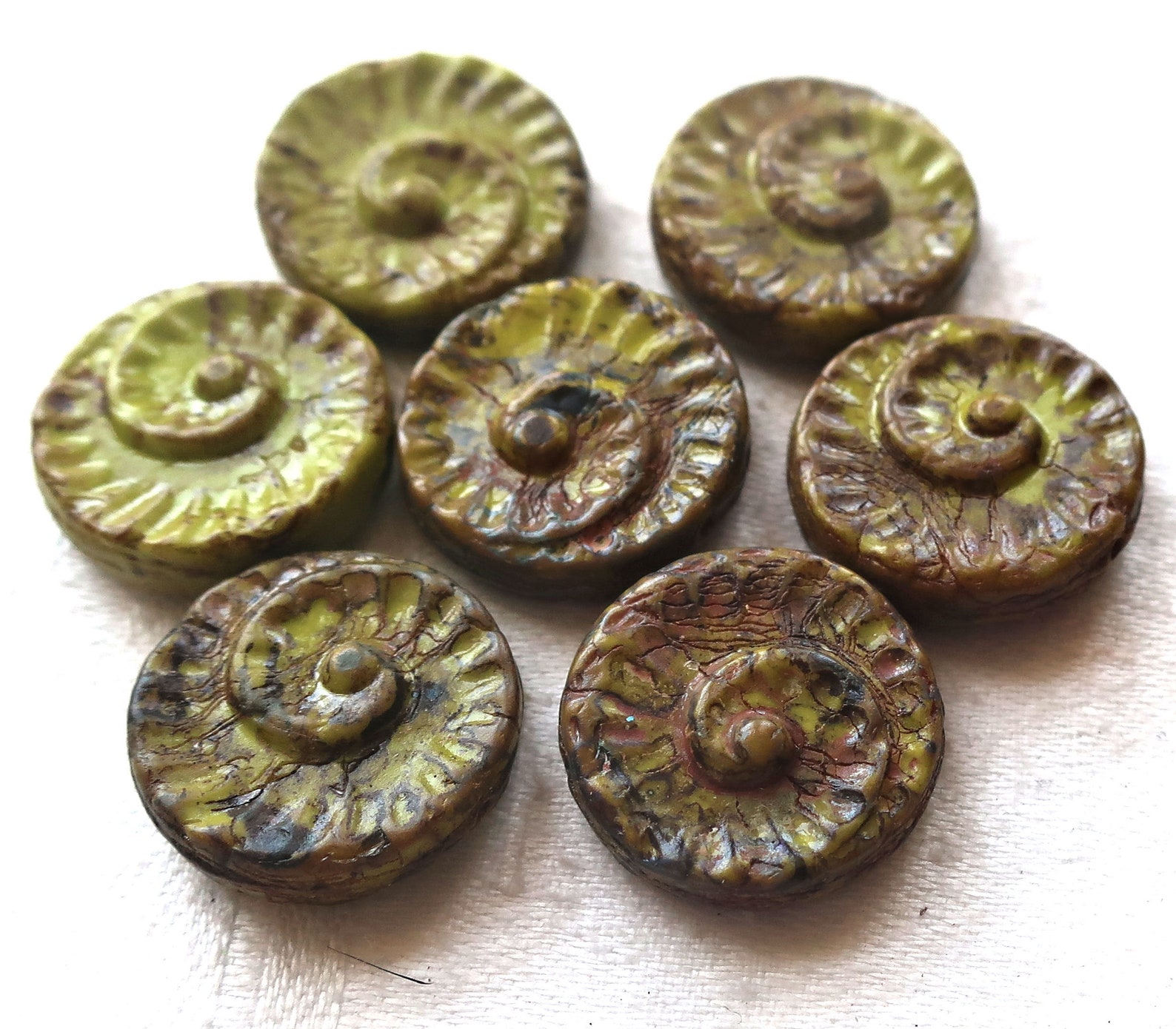 Six 18mm Large Czech Glass Snail Fossil Beads Opaque Avocado - Etsy