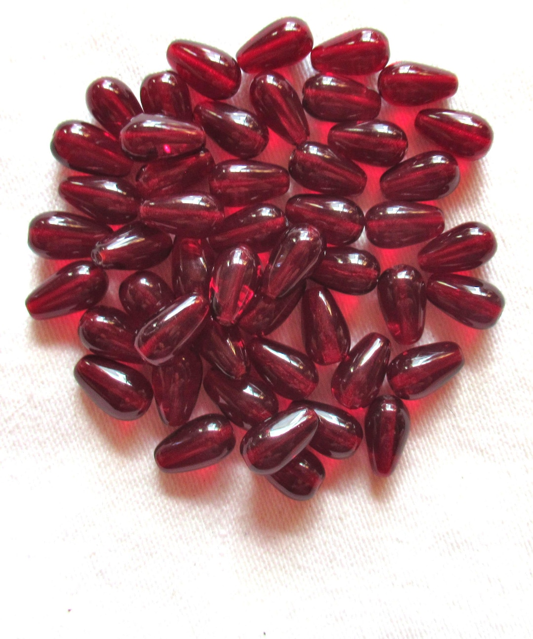 Lot of 25 Garnet Red Glass Drop Beads - Smooth Teardrop Beads - 10 X ...