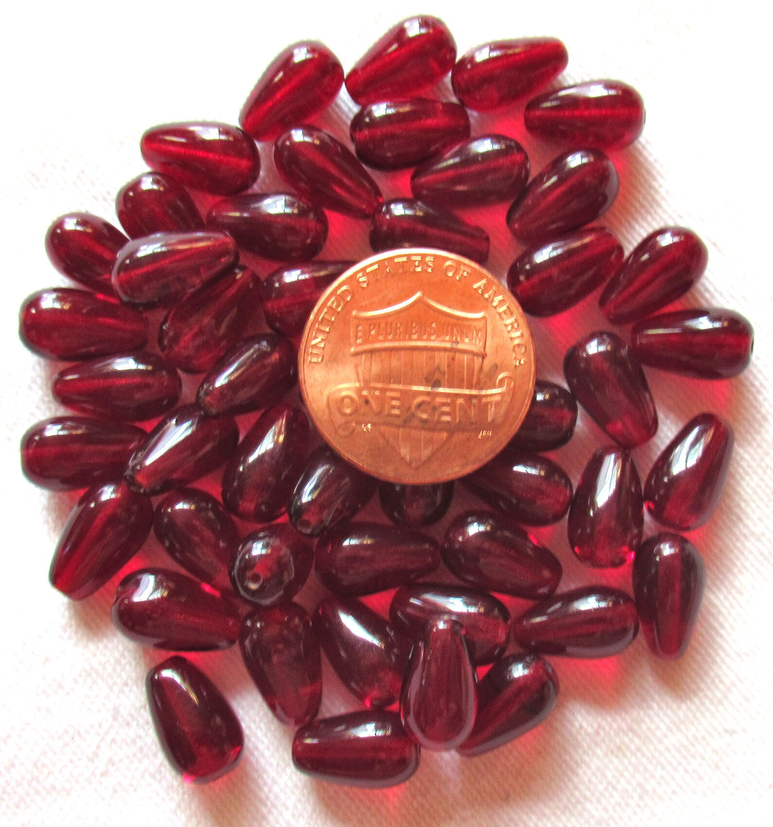 Lot of 25 Garnet Red Glass Drop Beads Smooth Teardrop Beads - Etsy