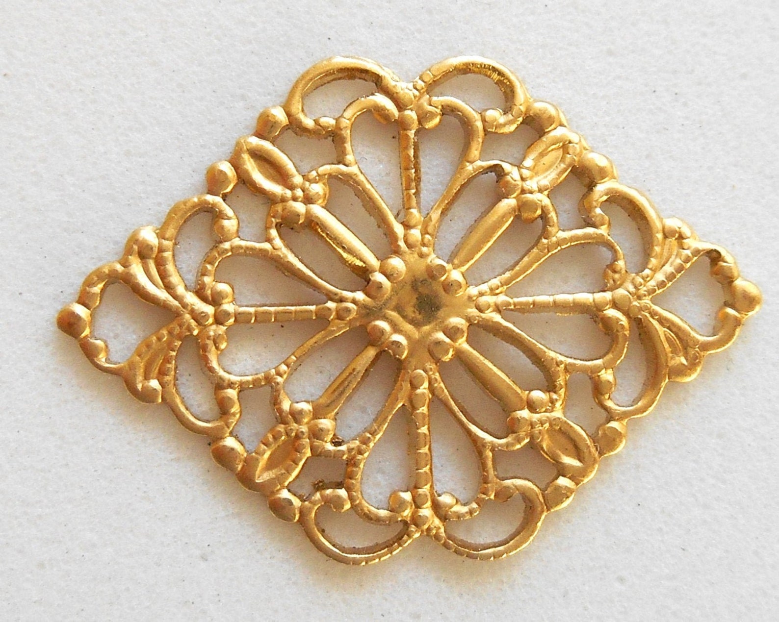 12 Raw Brass Diamond Oval Filigree Connectors filigree brass | Etsy