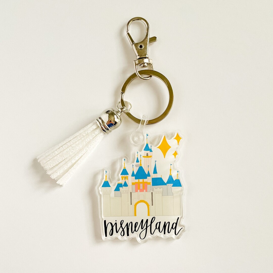 Disneyland Castle Keychain+ FREE SHIPPING, Disney Keychain, Disneyland ...