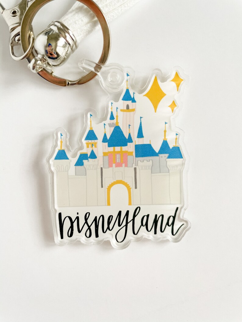 Disneyland Castle Keychain FREE SHIPPING Disney Keychain - Etsy