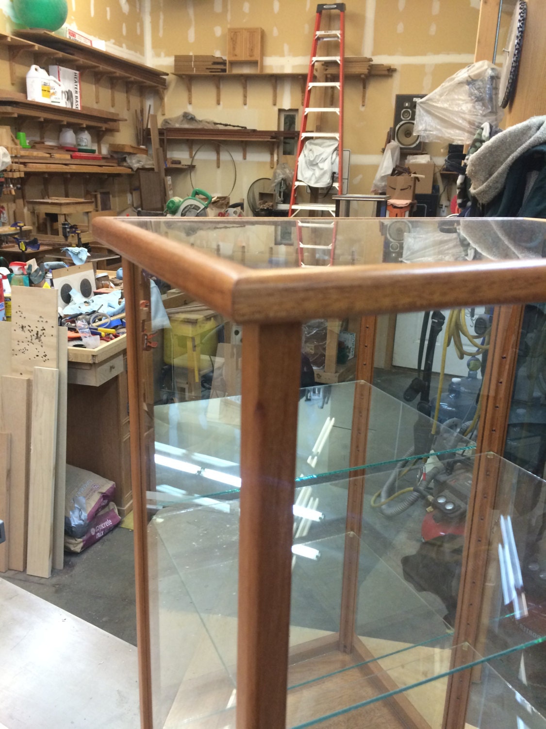 Wood&glass Display Case for Models, Crystal, Figurines - Mahogany ...