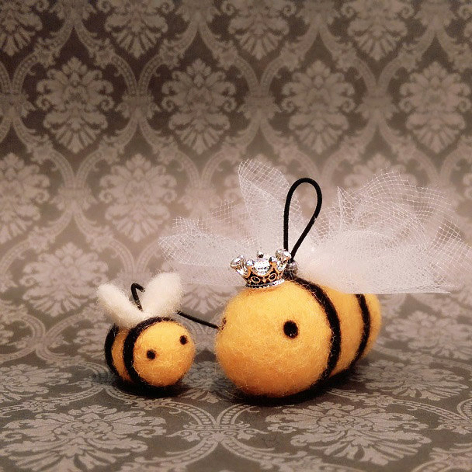 A Pair of Needle Felted Bees Needle Felted Queen Bee Felted | Etsy