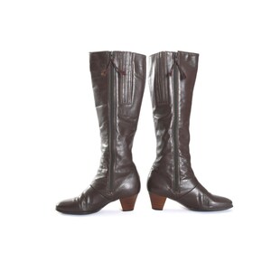 Vintage 1970s Size 7M Tall Brown Leather Heel Boots | by Cobbies | True ...