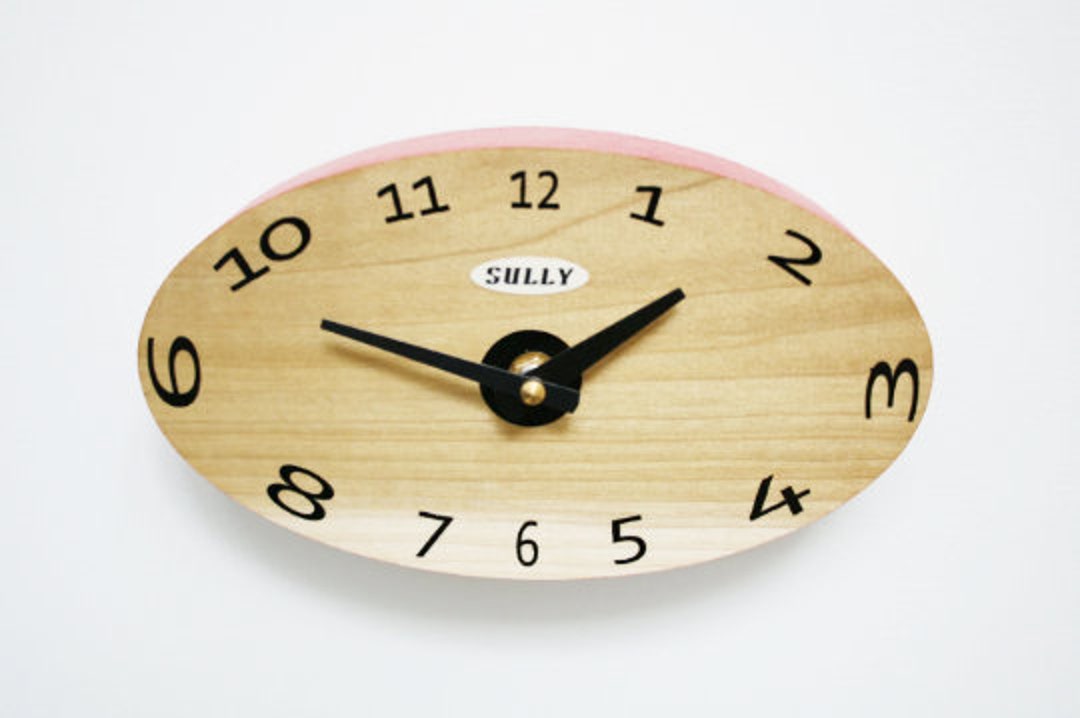 Red Ellipse Sully Clock - Etsy
