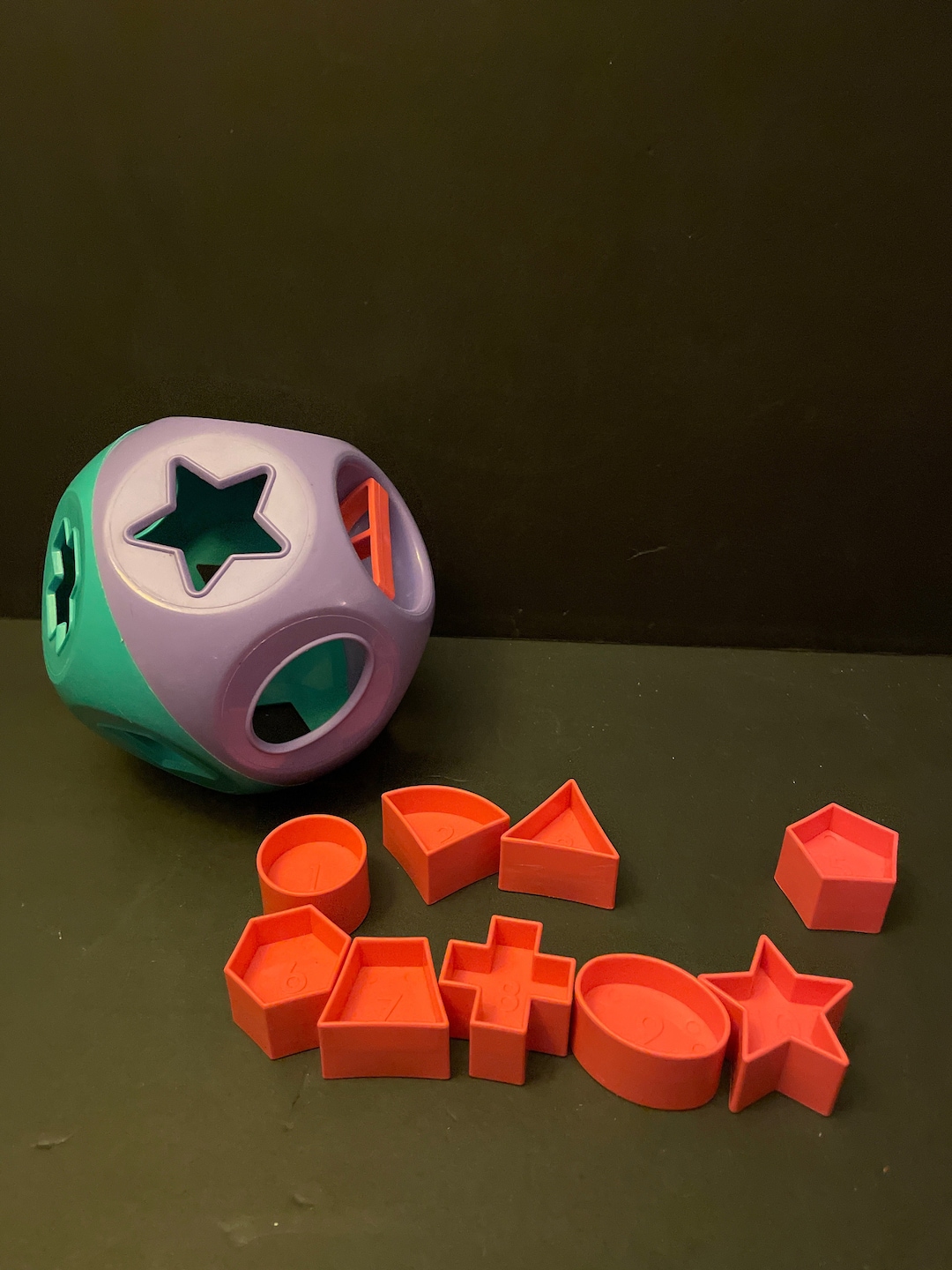 Incomplete Tupperware Shape Ball, Educational Toy, Kinesthetic Play ...