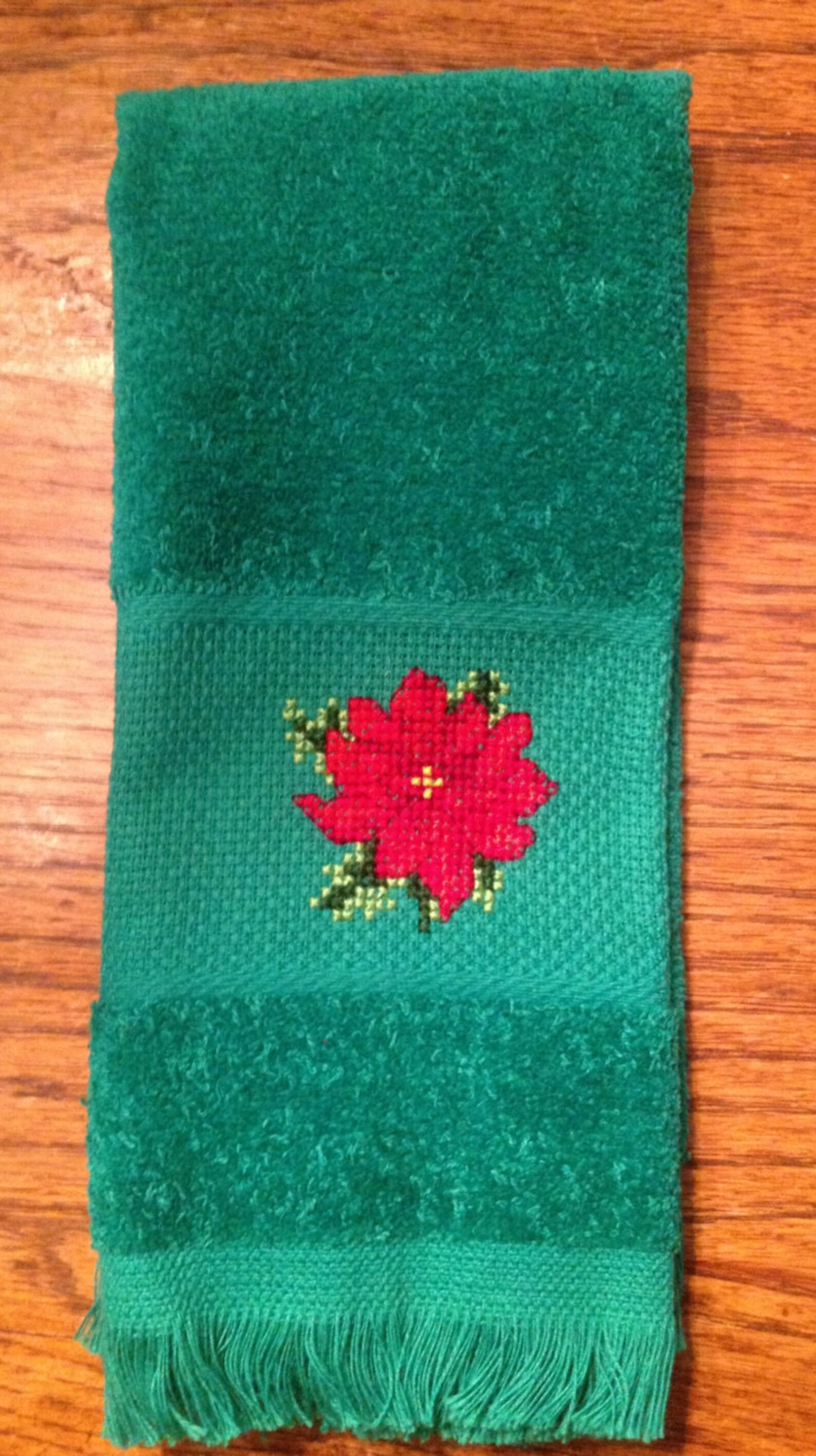 Cross Stitched Fingertip Towel - Etsy Denmark