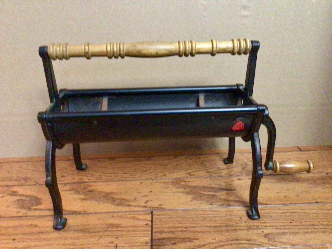 Vintage Antique Patina Newspaper Roller Black Metal Wooden Handle Decor ...