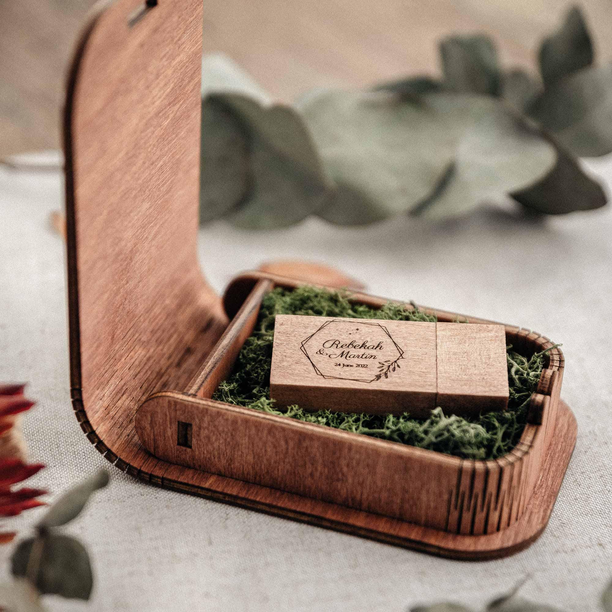 10-pack | Personalized Wedding USB Boxes With Optional Wooden Flash ...