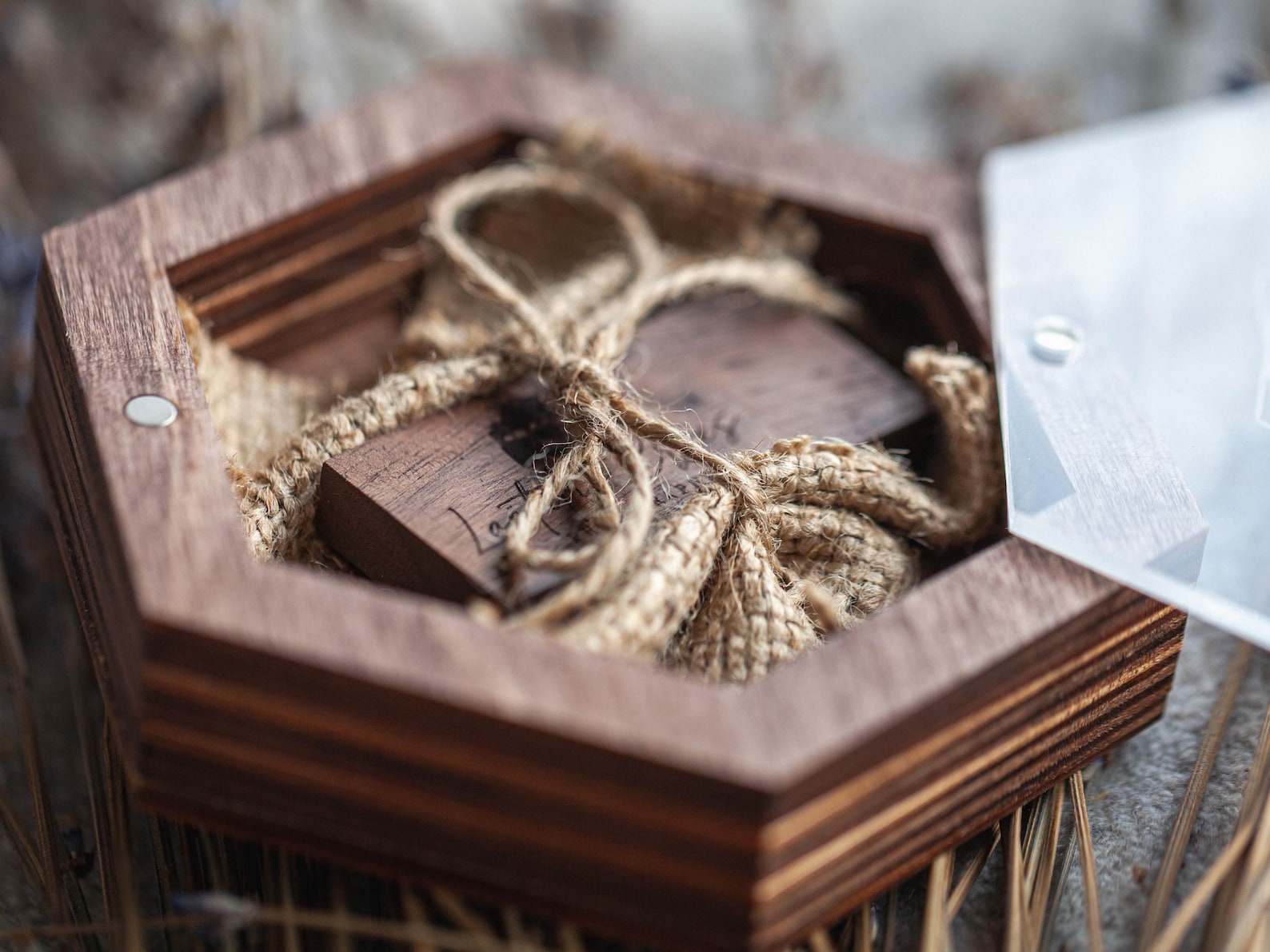 USB Box and Flash Drive 3.0 (option) With Personalise Acrylic Lid ...