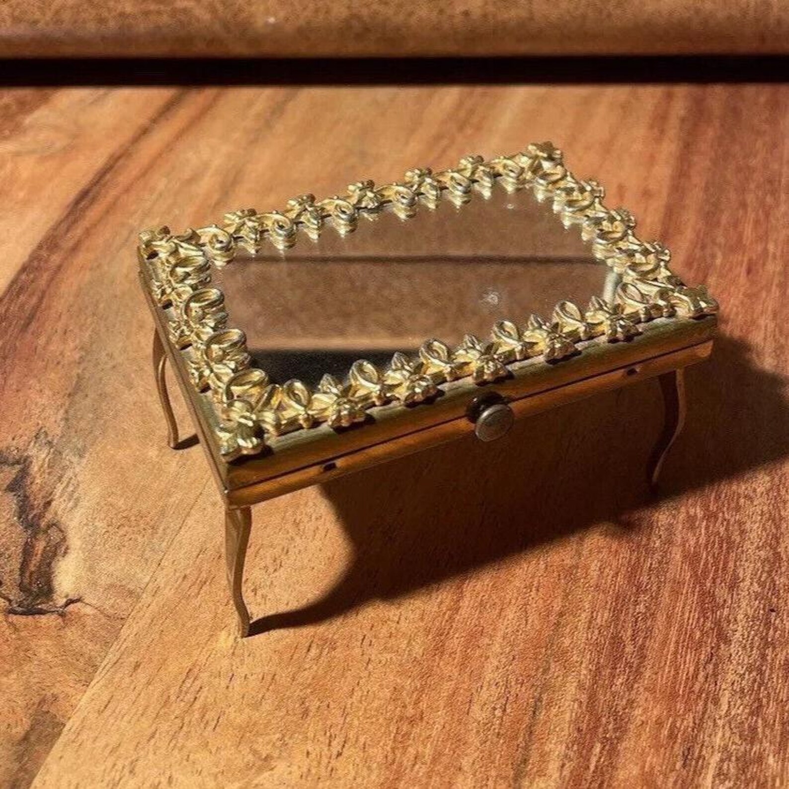 Wadsworth Novelty Table Compact, Made by Parker Pen Canada - Etsy