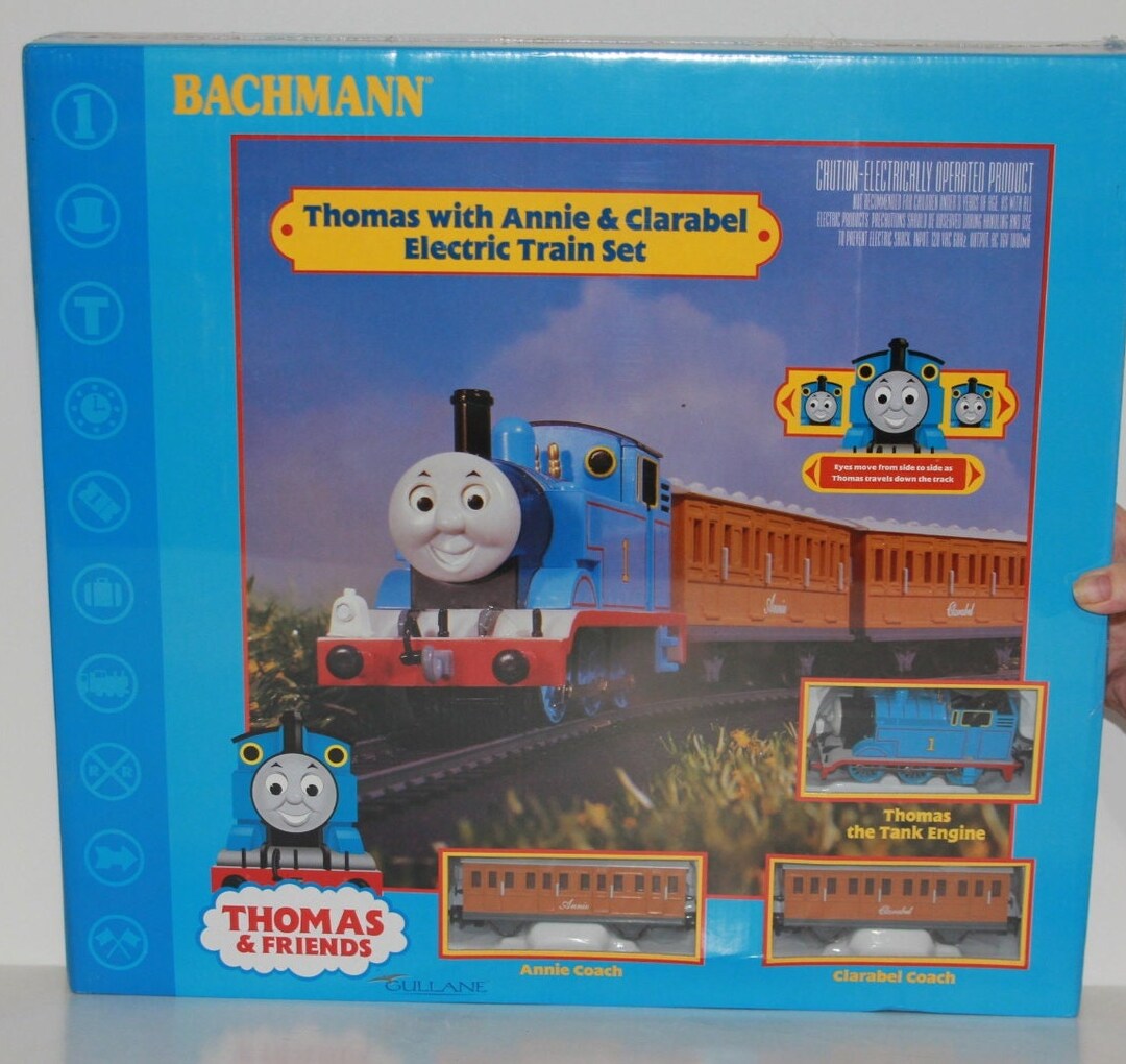 NEW Thomas With Annie and Clarabel Electric Train Set (FREE SHIPPING ...