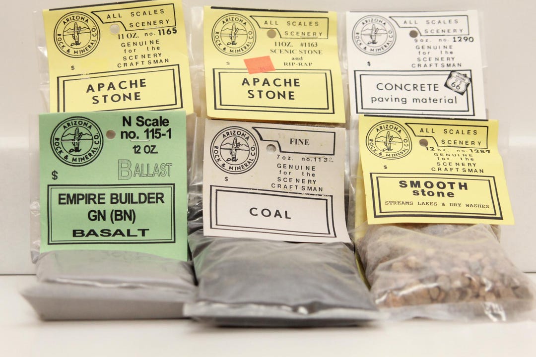 Vintage Arizona Rock & Mineral Co. Train Landscape Material - Apache ...