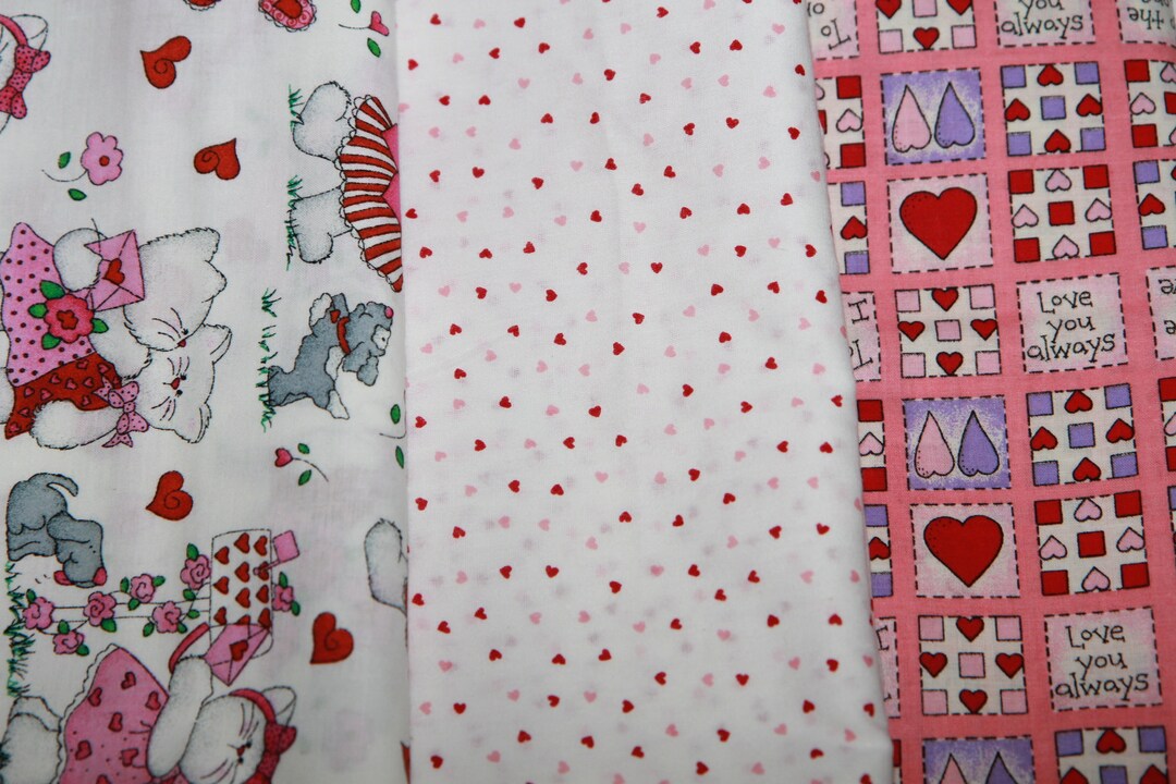 Vintage Valentine Fabric With Assorted Patterns and Lengths (FREE ...