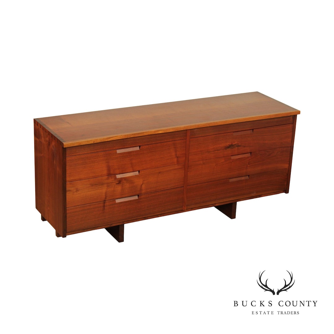 George Nakashima Studio Eight-drawer Walnut Dresser - Etsy
