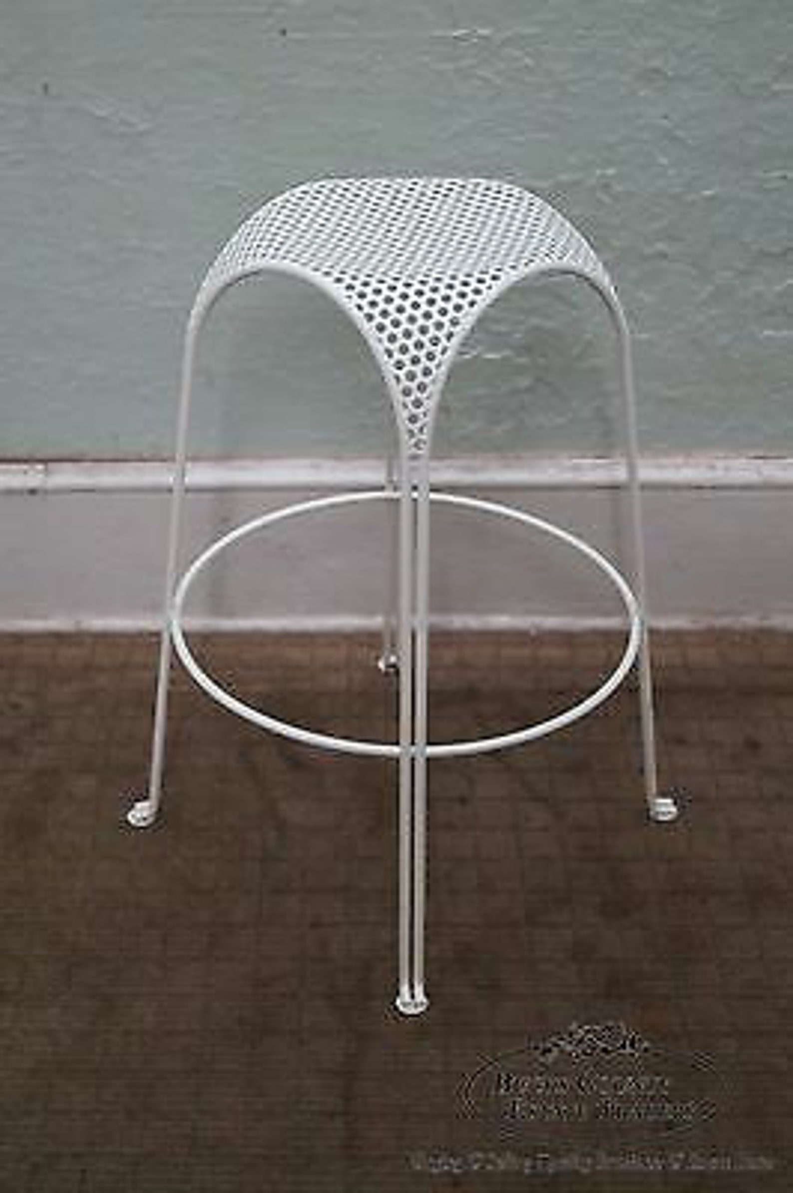 Mid Century Modern Set of 3 Painted Metal Bar Stools | Etsy