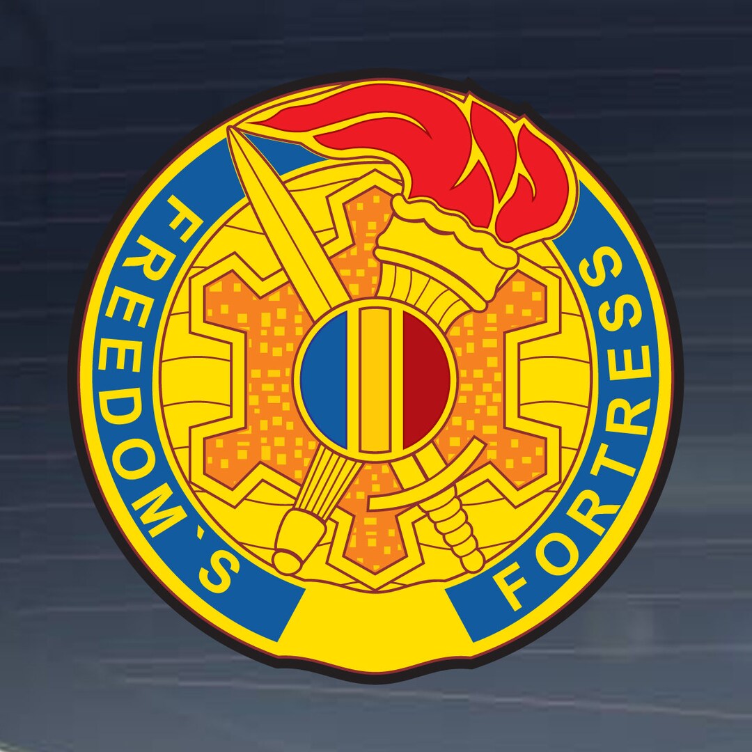 US Army Rank - Training & Doctrine Command DUI Full Color Vinyl Decal ...