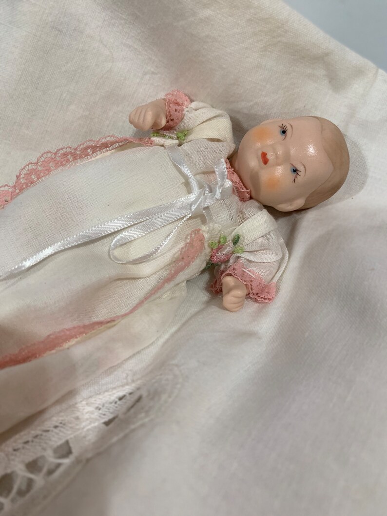 1970s Reproduction of 1920s Bye-lo Baby. Porcelain Doll With Jointed ...