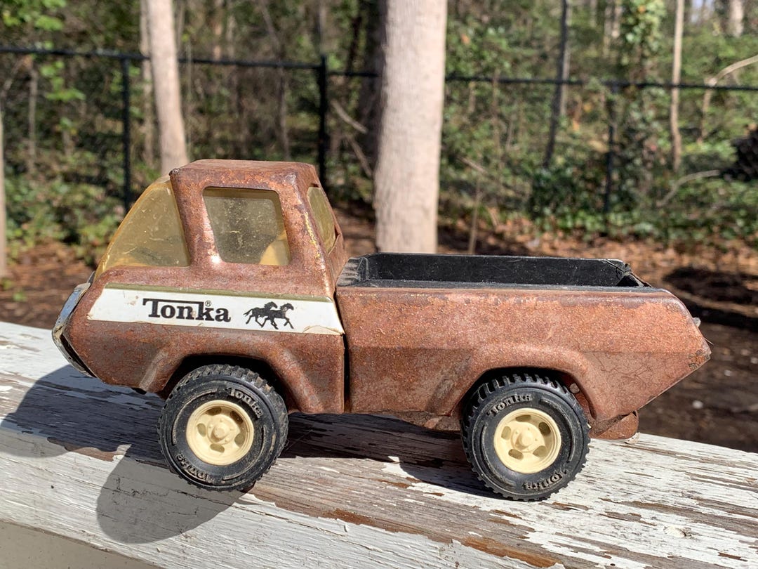 The Velveteen Rabbit of Tonkas, Rusty Crusty VTG 1970s Tonka With Horse ...
