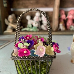 Lefton Pink Eyed Rabbit With Sticker, Holding a Vintage Wired Basket ...