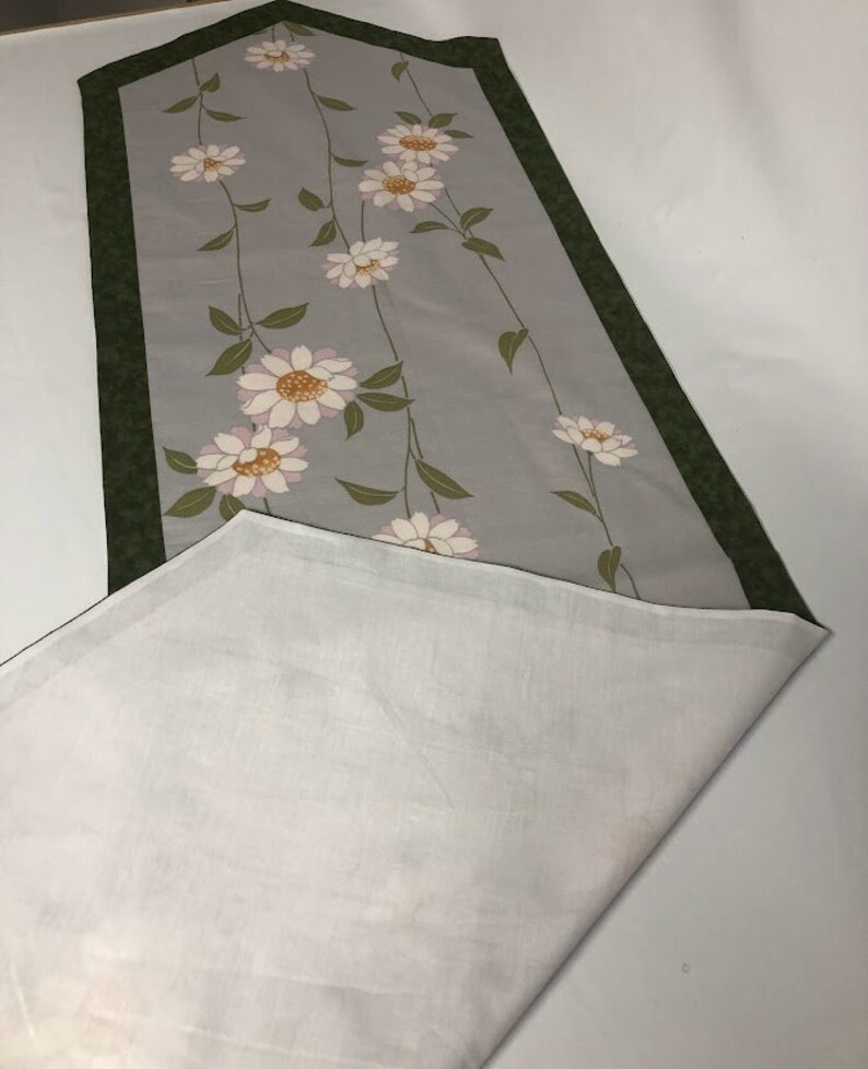 Classic Spring Table Runner Modern Spring Table Runner - Etsy