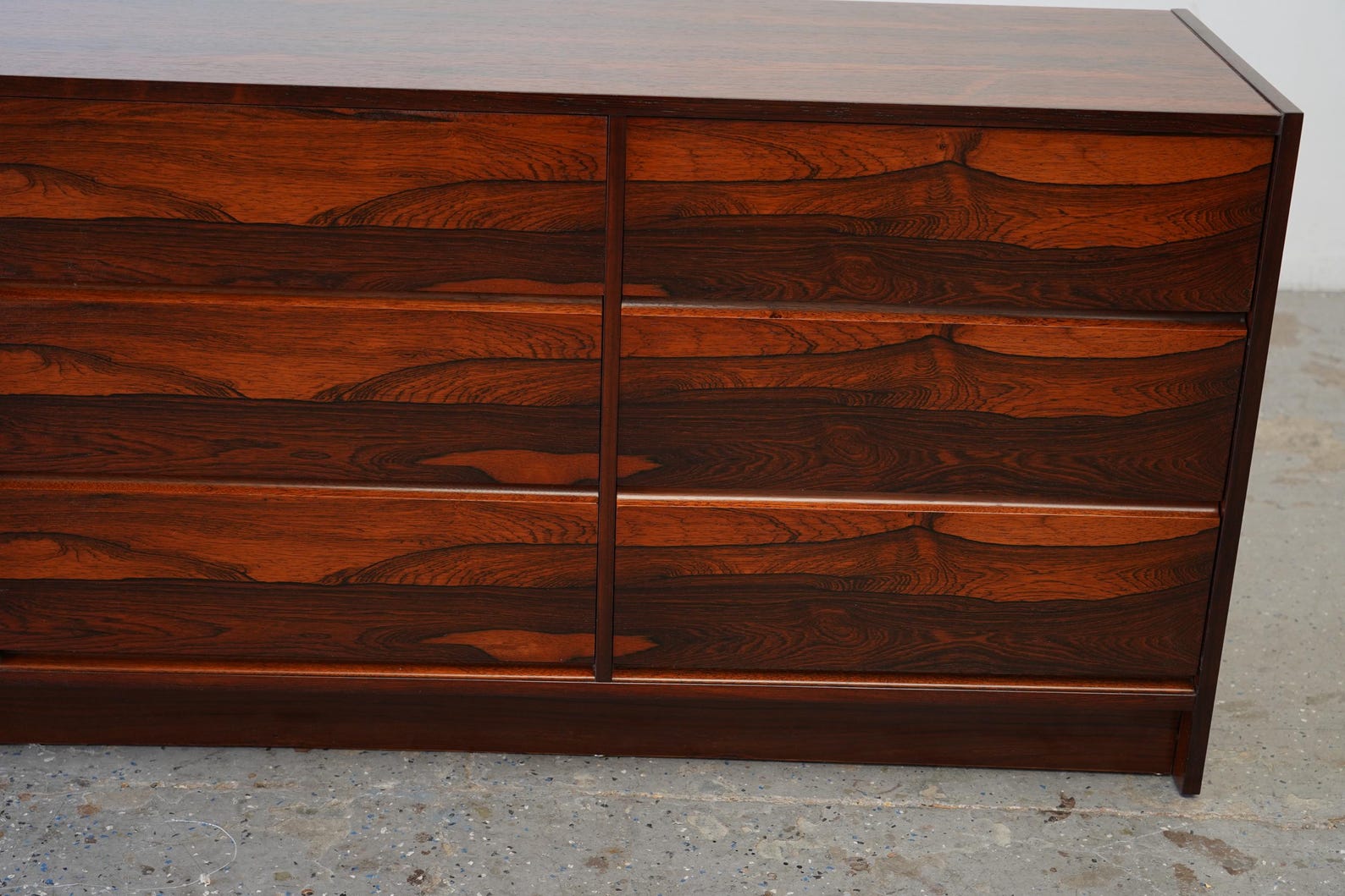 Nine Drawer Restored Rosewood Mid Century Danish Modern Large Dresser ...