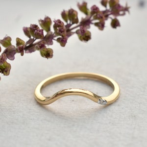 Curved Wedding Band With Single Diamond, 14K 18K Solid Gold Stack Band ...