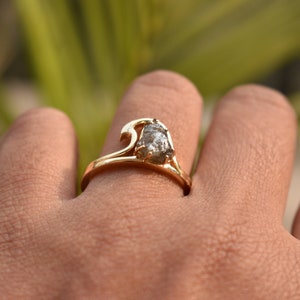 Gray Rough Diamond Wave Ring Set, 14K Solid Yellow Gold Rings, Ocean Tide Current Ring, Wave ...