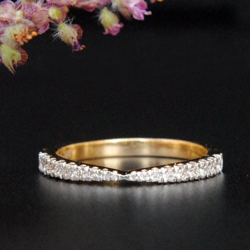 2mm Tapered 14K Gold Diamond Band Pinched Center Stacking - Etsy