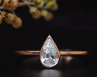 Half Bezel Pear Ring - Etsy