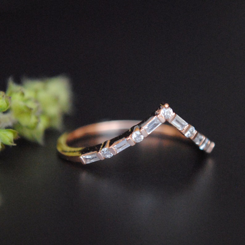 Deep Chevron V Ring With Baguette and Round Diamonds 14k - Etsy