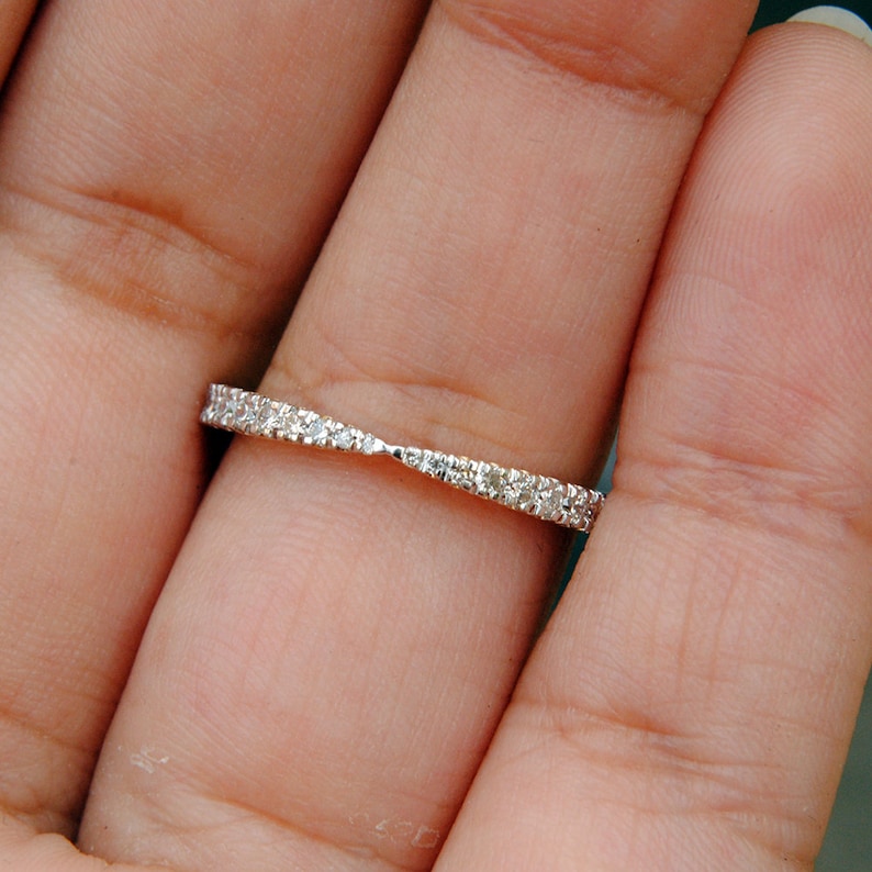 2mm Tapered 14K Gold Diamond Band Pinched Center Stacking | Etsy