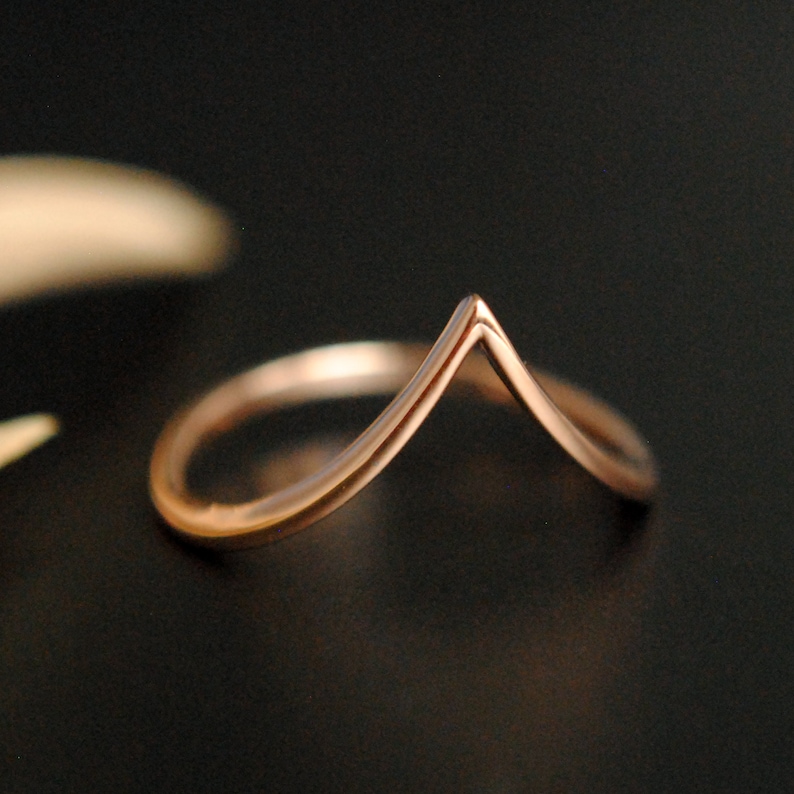 Deep V Ring 14K Solid Gold 1mm Skinny Simple Dainty Chevron | Etsy