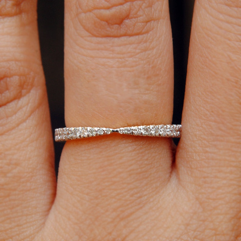 2mm Tapered 14K Gold Diamond Band Pinched Center Stacking - Etsy