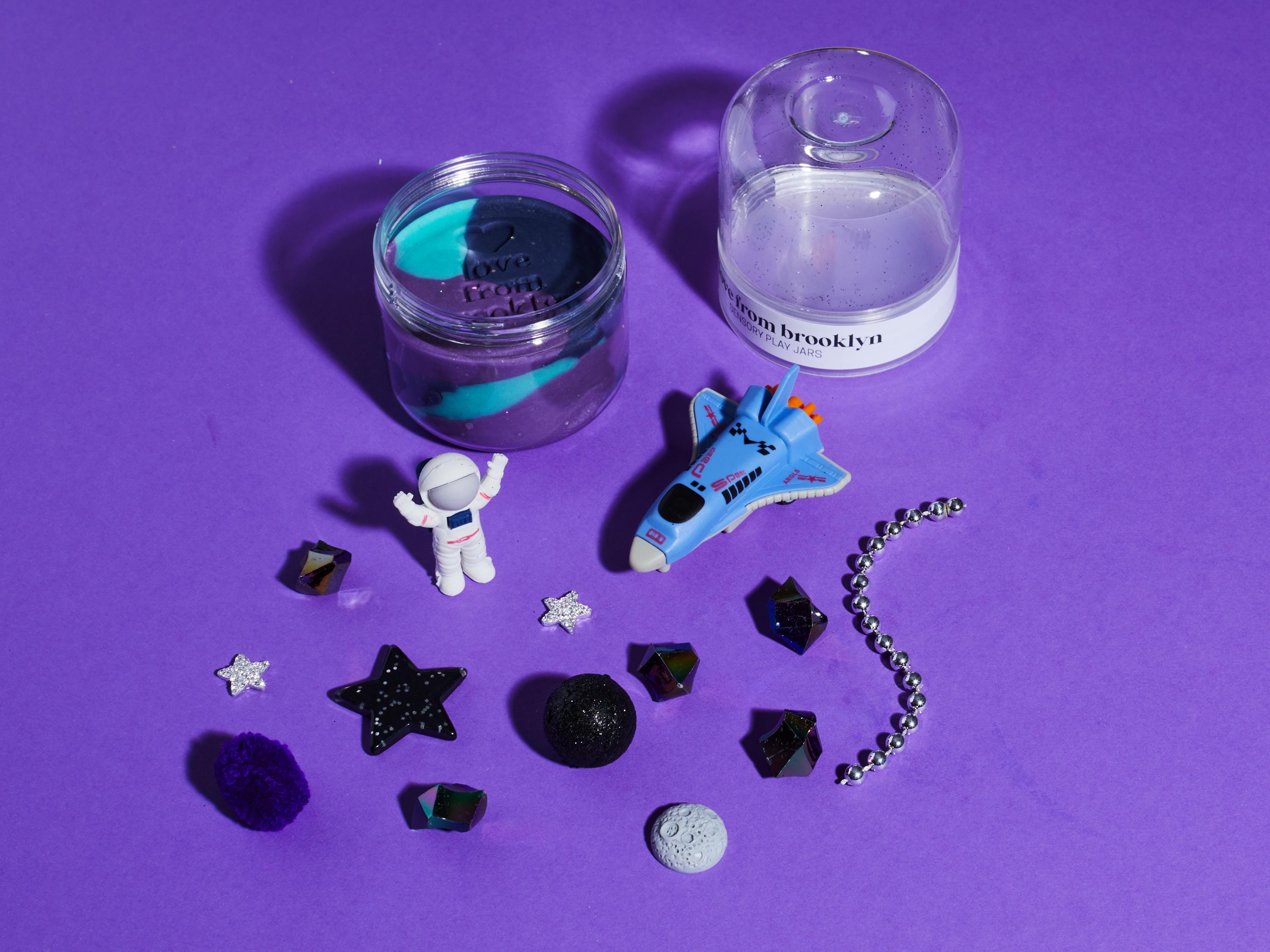 Arctic Animals Play Dough Sensory Jar: Grab N' Go With Themed Loose ...