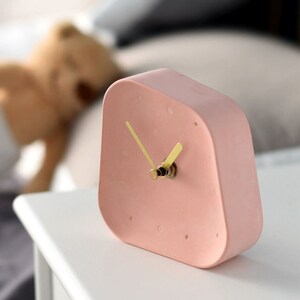 Modern Simple Creative Clock Ornament Mold, Desktop Clock Concrete Mold ...