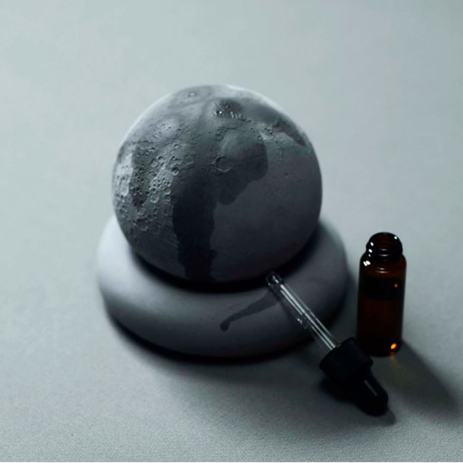 Moon Aroma Diffuser Concrete Mold With Tray: Silicone Aromatherapy Ball ...