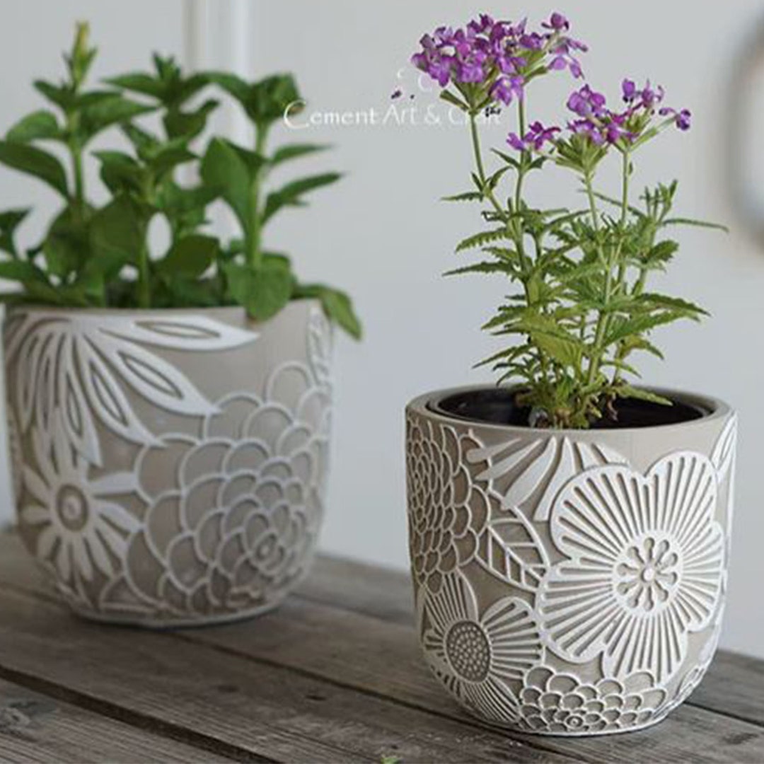 Concrete Silicone Pot Simple Modern Relief White Flowers, Green Plants ...
