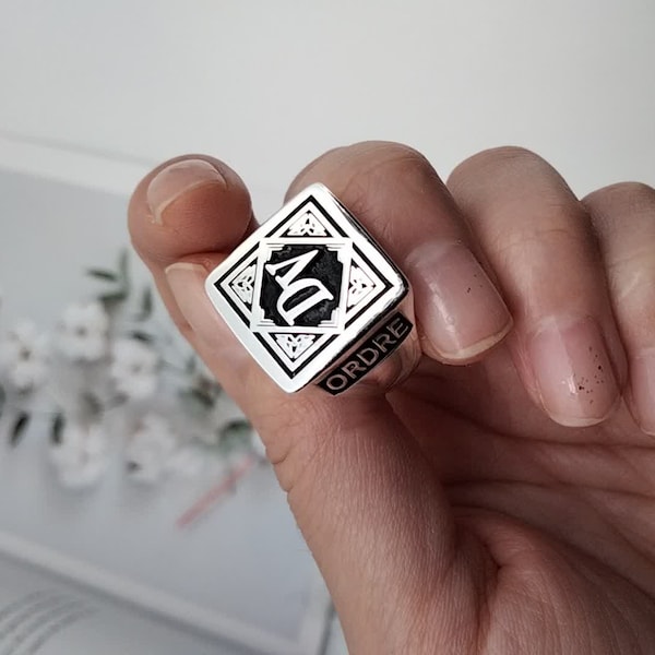 Custom Ring Design - Etsy