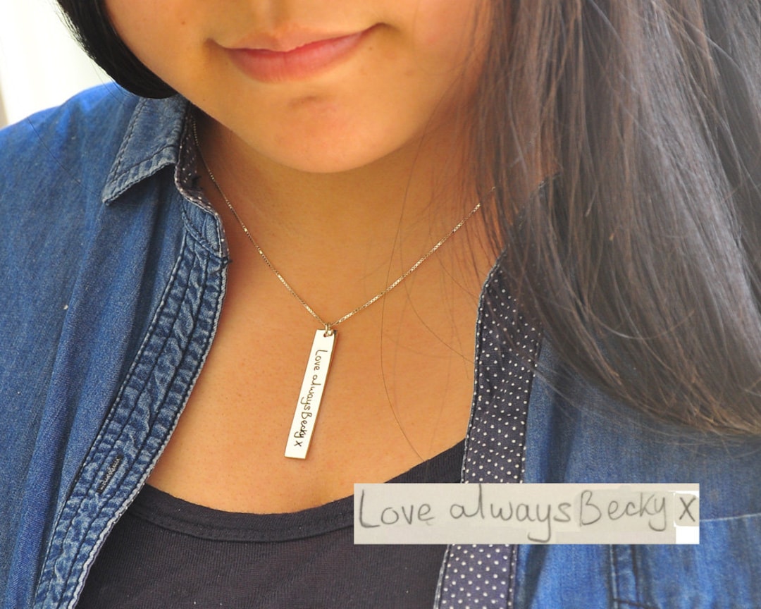Barre verticale sterling, collier d'écriture gravée, pendentif de ...