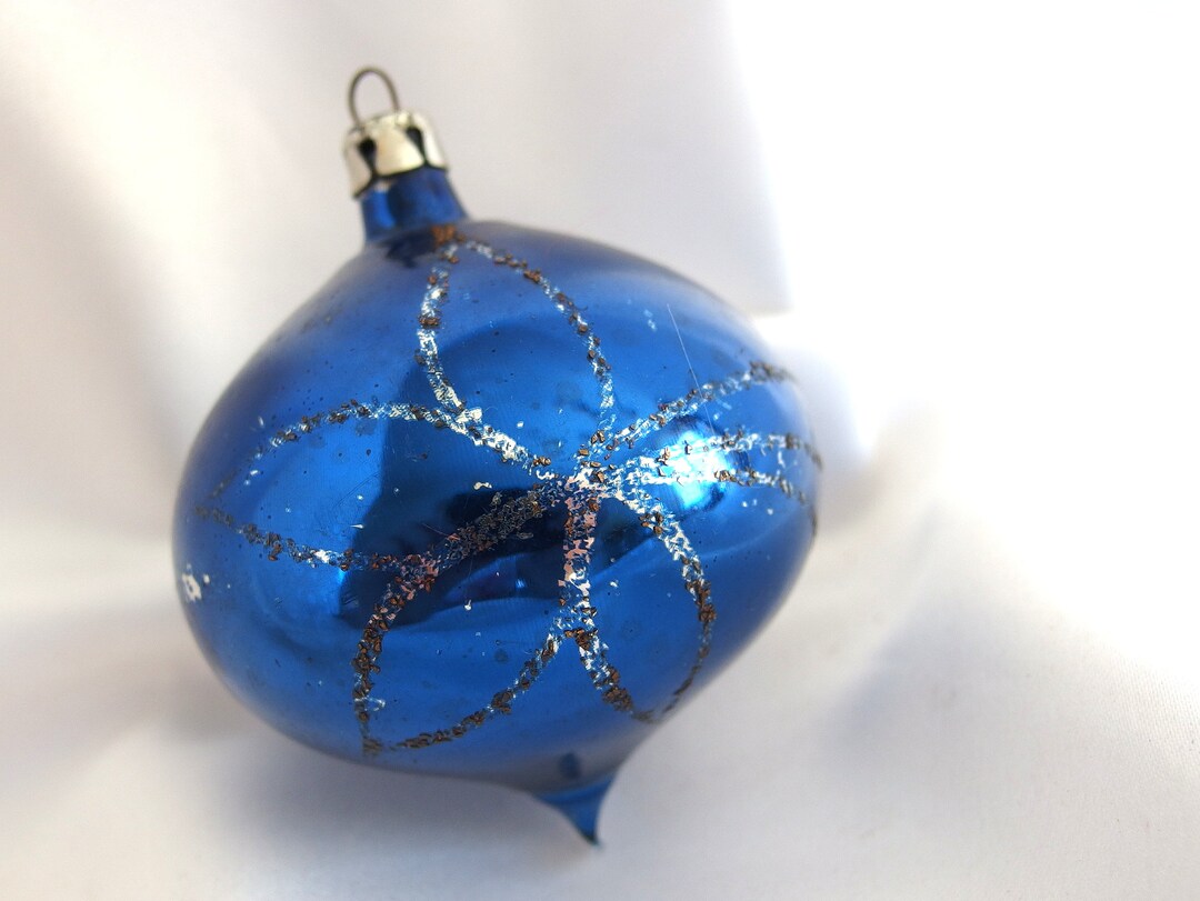 Vintage Christmas Ornaments, Dark Blue Top With Flowers / Bows and ...