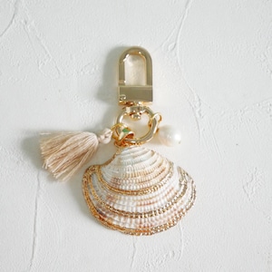 Sea Shell Tassel Keychain, Gold Shell Keychain, Natural Seashell, Ocean ...
