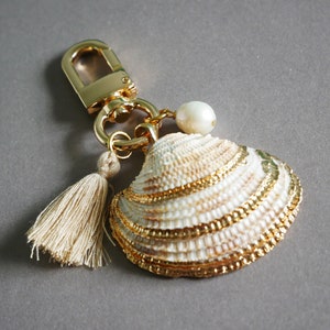 Sea Shell Tassel Keychain, Gold Shell Keychain, Natural Seashell, Ocean ...