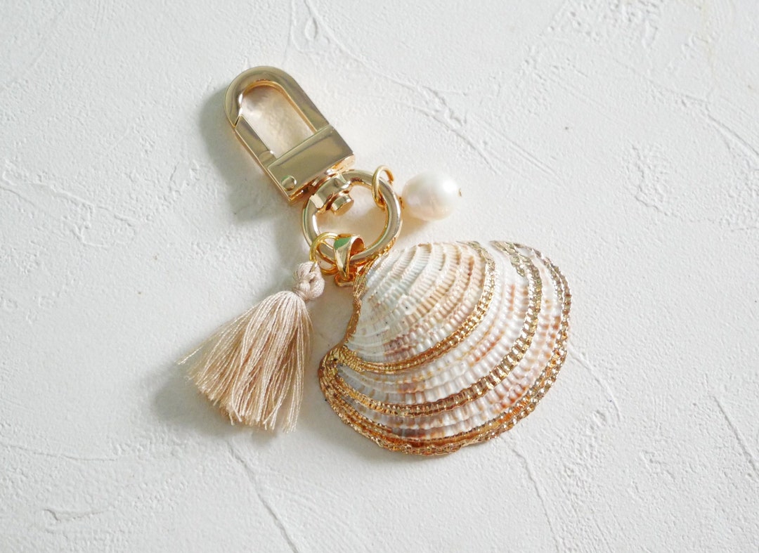 Sea Shell Tassel Keychain, Gold Shell Keychain, Natural Seashell, Ocean ...