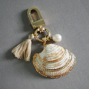Sea Shell Tassel Keychain, Gold Shell Keychain, Natural Seashell, Ocean ...