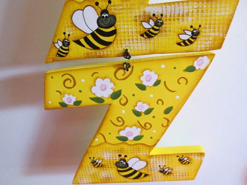 Buzzing Bumble Bee - Etsy