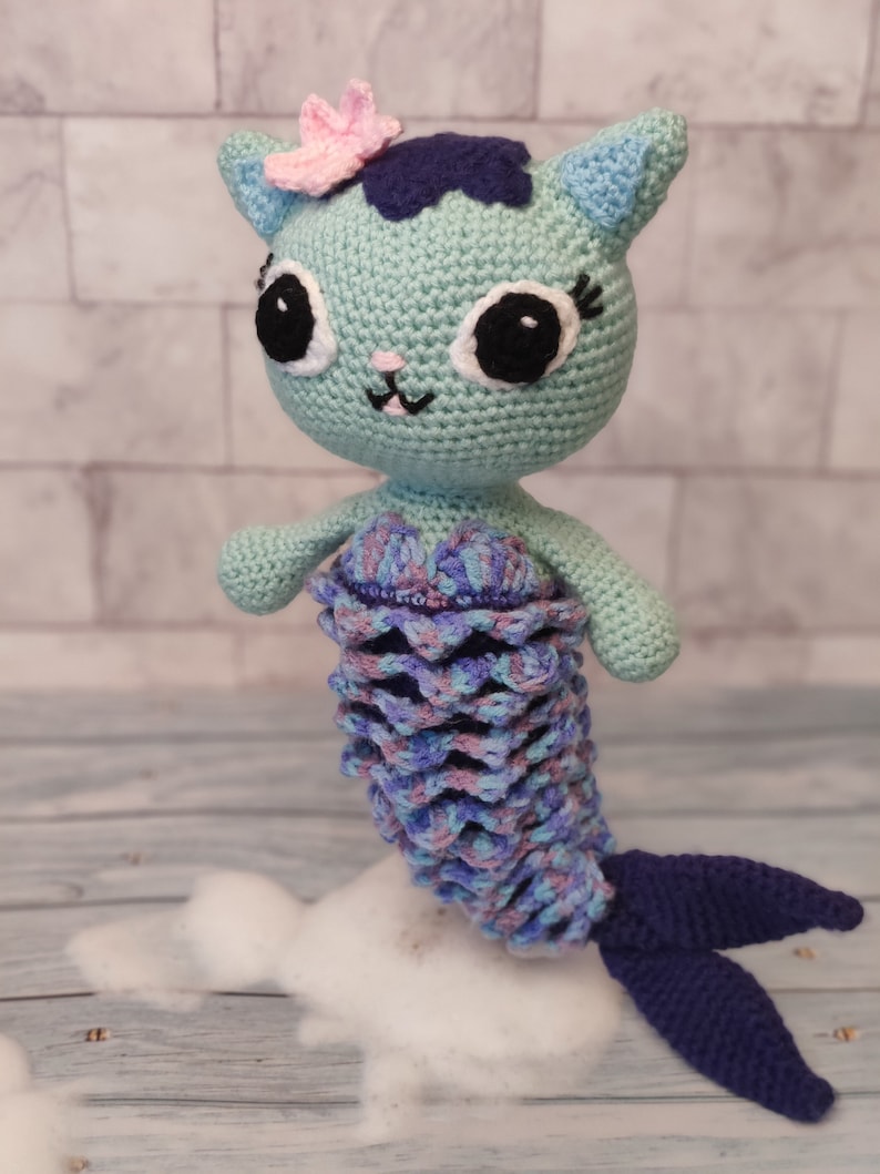 Mercat Crochet Pattern | Etsy