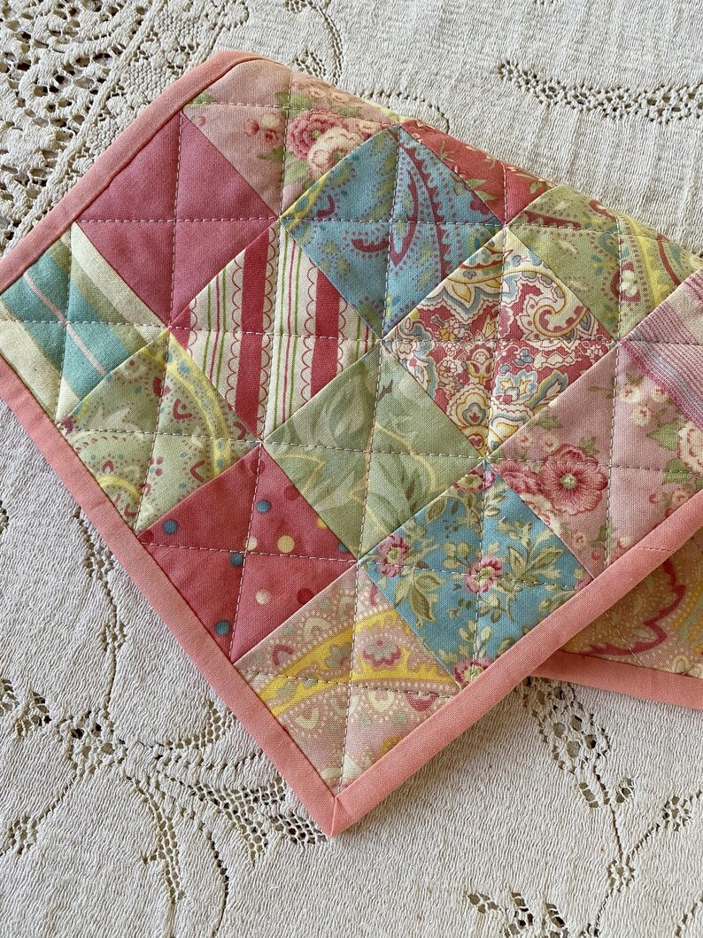 Mini Quilt/table Runner (april Cornell Fabric) - Etsy