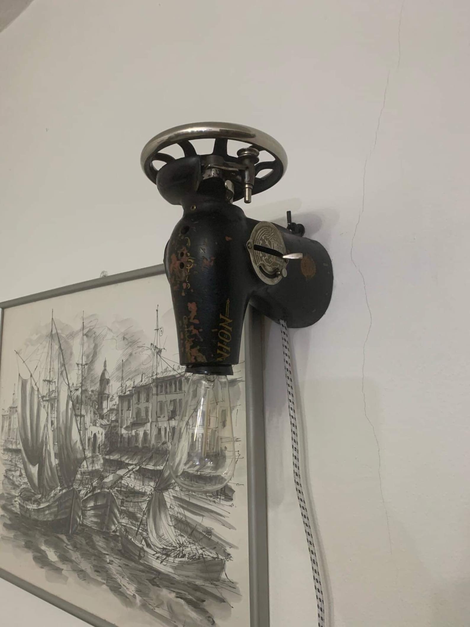 Antique Sewing Machine Lamp Vintage Sewing Machine Lighting Steampunk ...